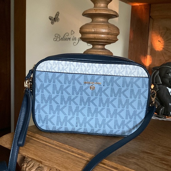 Michael Kors | Bags | Michael Kors Signature Mk Logo Crossbody | Poshmark